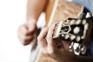 5 Easier Way To Play B Chord On Guitar + 3 Tips That Work