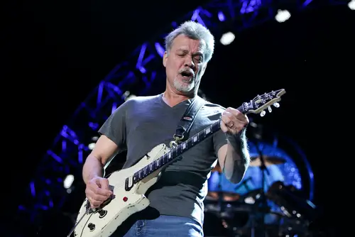 How to Play Like Eddie Van Halen: A Comprehensive Guide For Guitarists ...