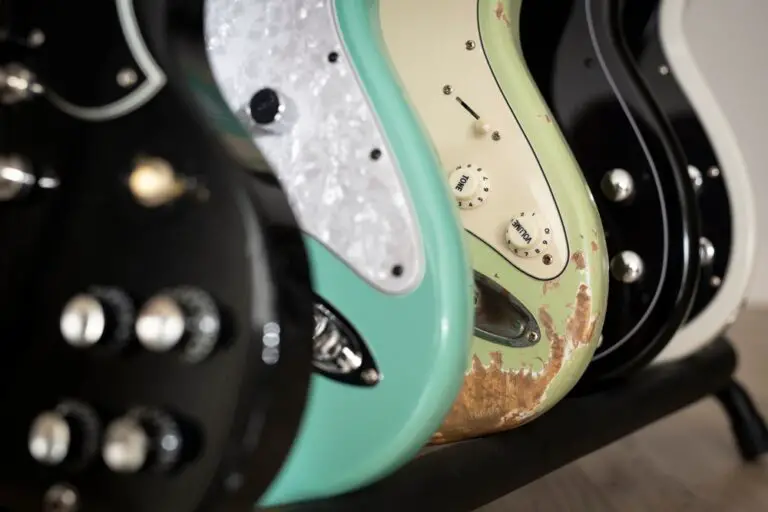 What Pickups Does Eric Clapton Use? Unveiling the Secrets of His Guitar ...